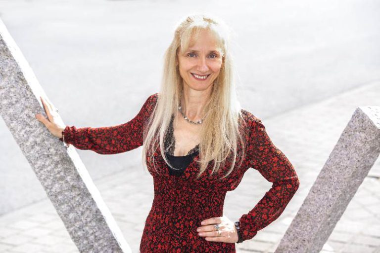 Elke Forster führt nicht nur die Geschäfte im gemeinsamen Unternehmen ...